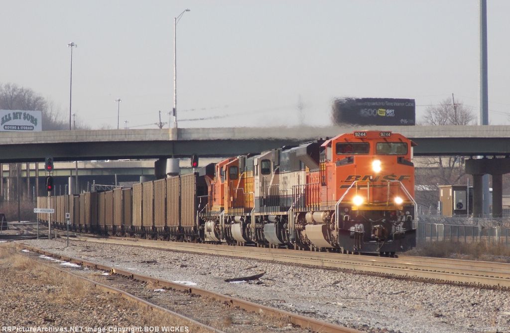 BNSF 9244